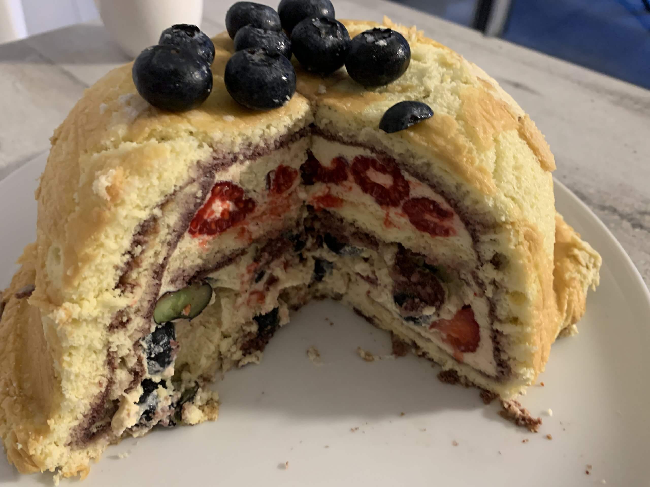 Charlotte aux fruits rouges - Rose en cuisine